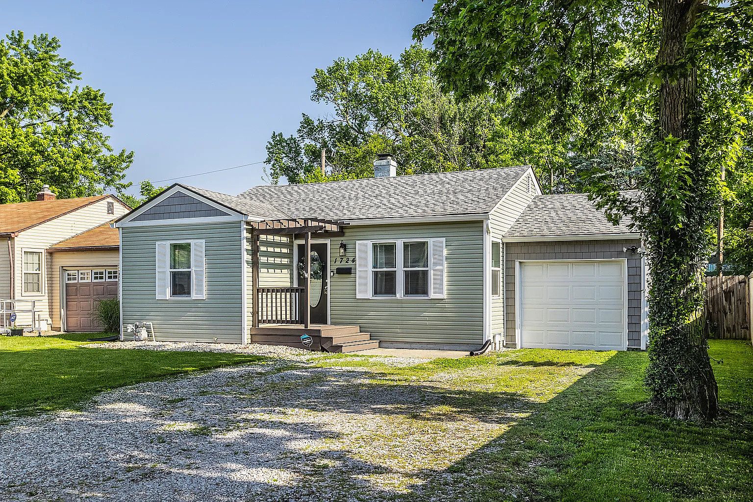 1724 E 52nd St, Indianapolis, IN 46205 | Zillow