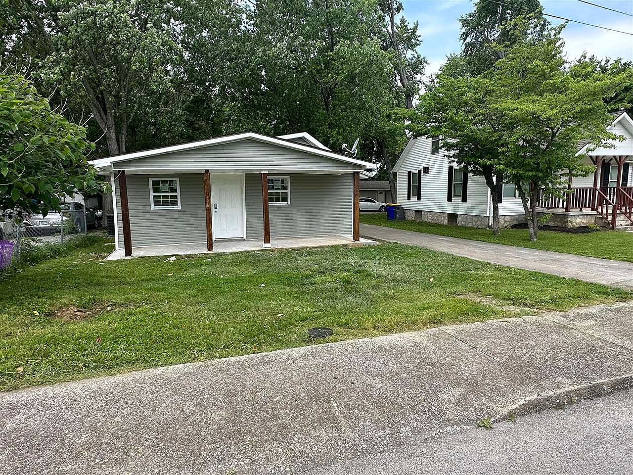 1273 Durbin St, Bowling Green, KY 42101 | MLS #RA20232486 | Zillow