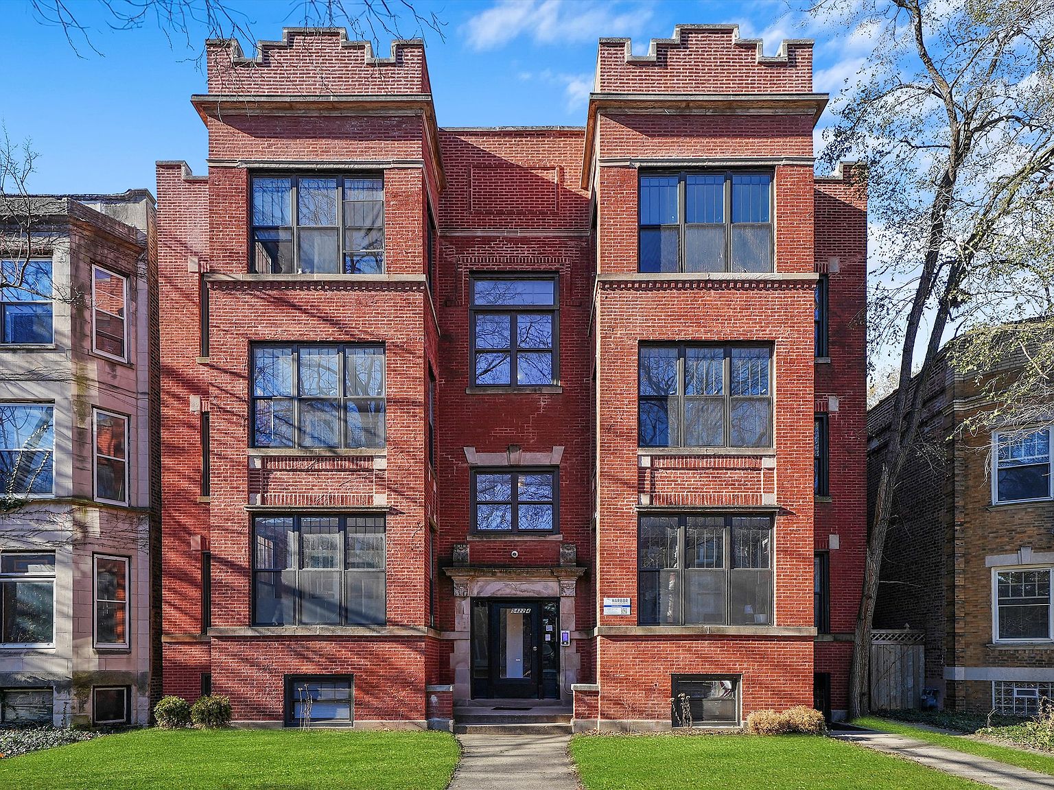 5422 S University Ave, Chicago, IL 60615 | Zillow