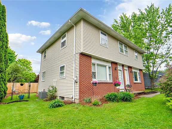 7 Bennett Ave, Bloomfield, NY 14469 | Zillow