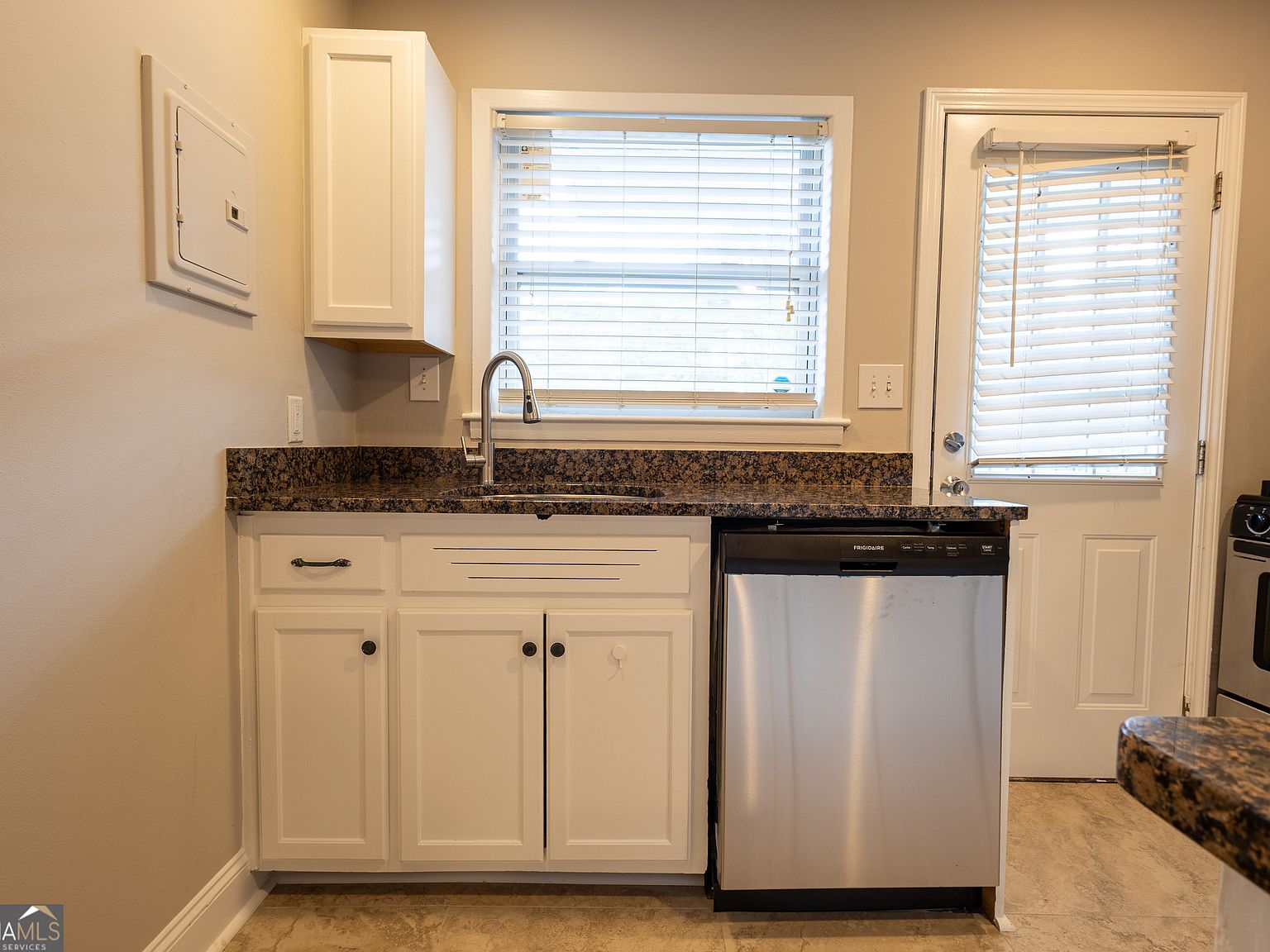 4282 Roswell Rd NW #D-2, Atlanta, GA 30342 | MLS #10562653 | Zillow