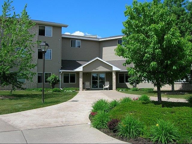 Hanley Place Senior Apartments - 2221 Hanley Rd Hudson WI | Zillow