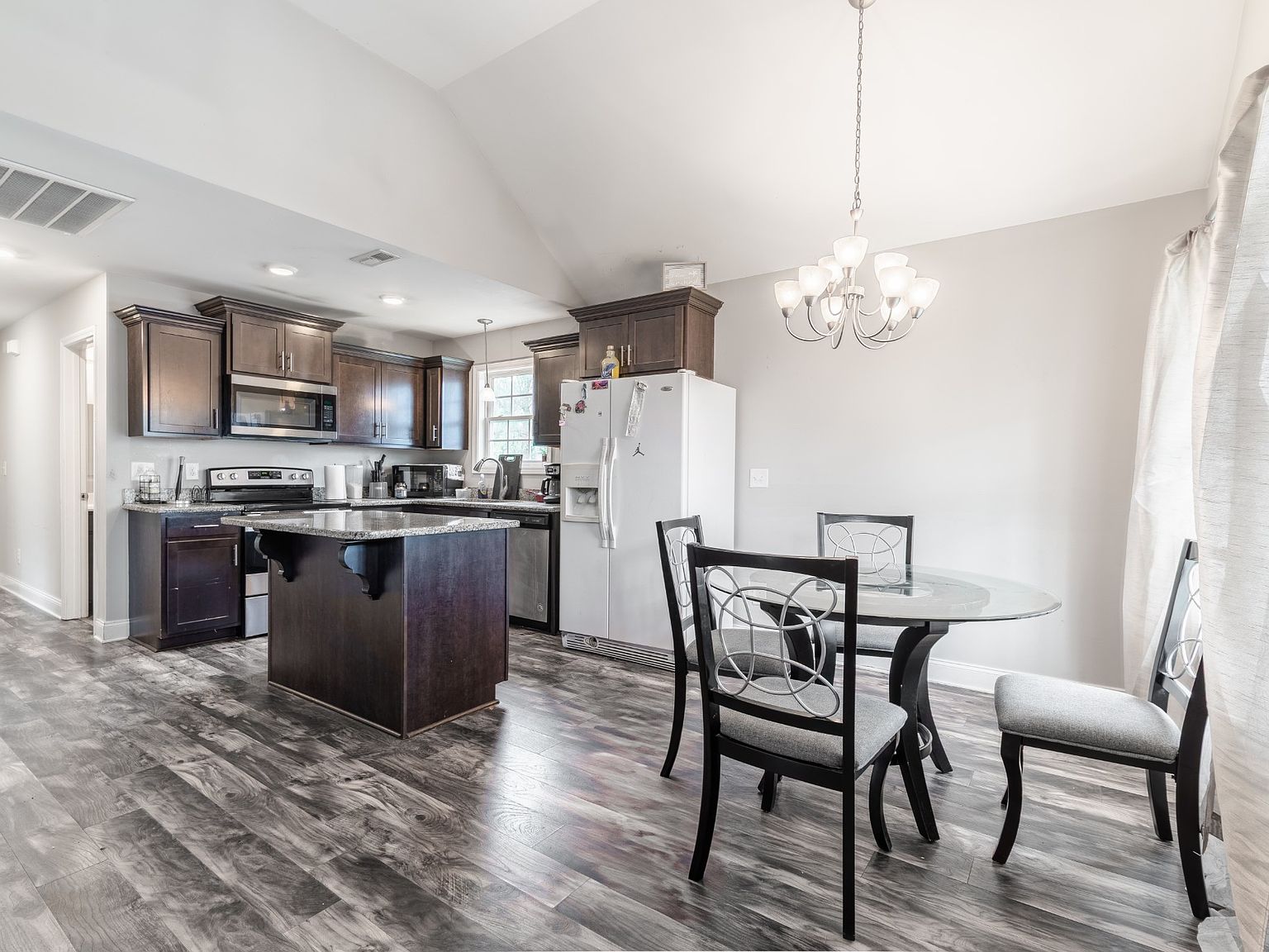 573 20th Ave W, Springfield, TN 37172 | MLS #2867613 | Zillow