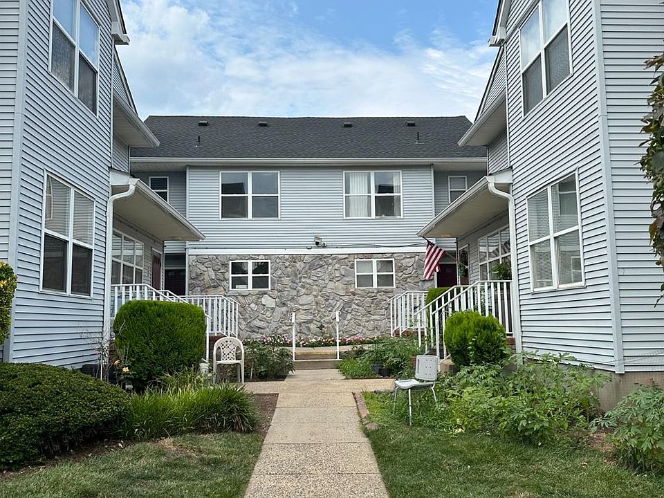 144 Keswick Dr, Piscataway, NJ 08854 | Zillow 144 Keswick Dr, Piscataway, NJ 08854 | Zillow