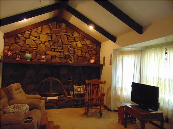 29512 Old Highway 7, Garden City, MO 64747 | MLS #2515710 | Zillow