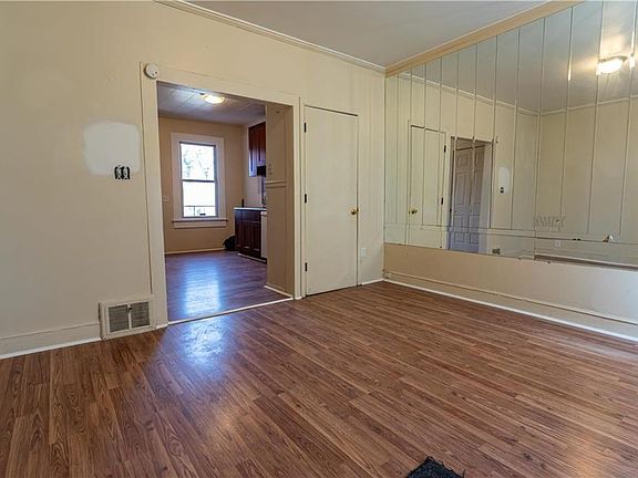 25 S Locust St, Easton, PA 18042 | MLS #691130 | Zillow