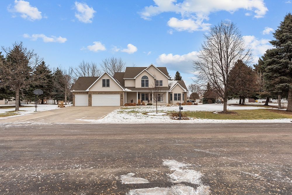 1504 Oakwood Ave LOT WP001, Wahpeton, ND 58075 | MLS #92896 | Zillow