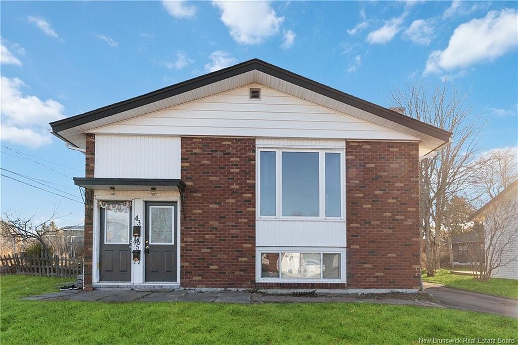 43 Rosedale Ave, Moncton, NB E1A 2Y8 | Zillow