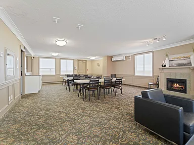 Kenwick Place - 160 George St Sarnia ON | Zillow