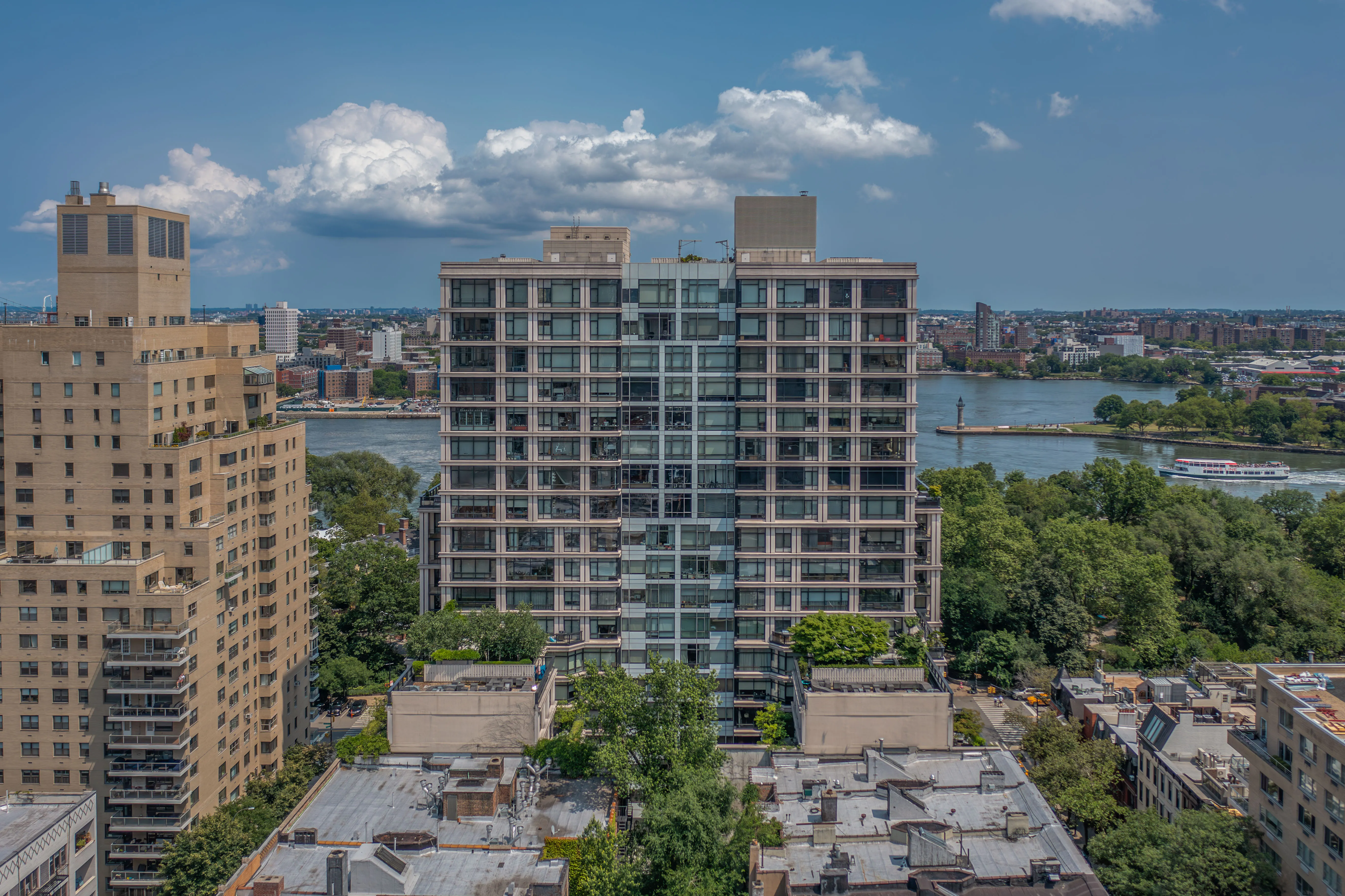 170 East End Avenue #4J in Yorkville, Manhattan | StreetEasy