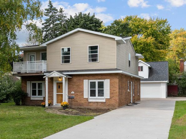 Neenah WI Real Estate - Neenah WI Homes For Sale | Zillow