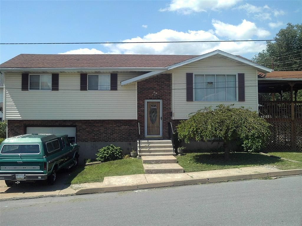 147 Drakes Ln, Old Forge, PA 18518 | Zillow