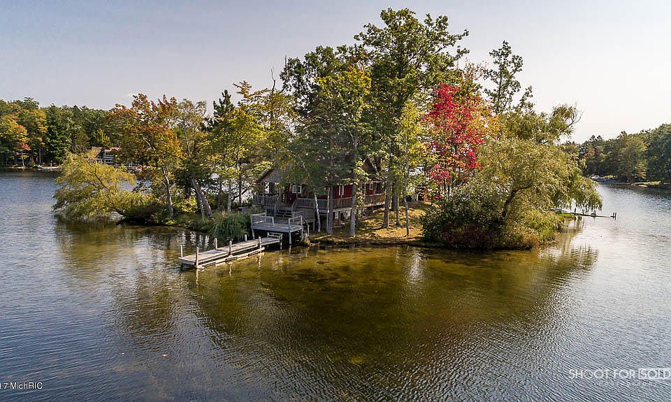 803 W Long Lake Dr, Harrison, MI 48625 | Zillow