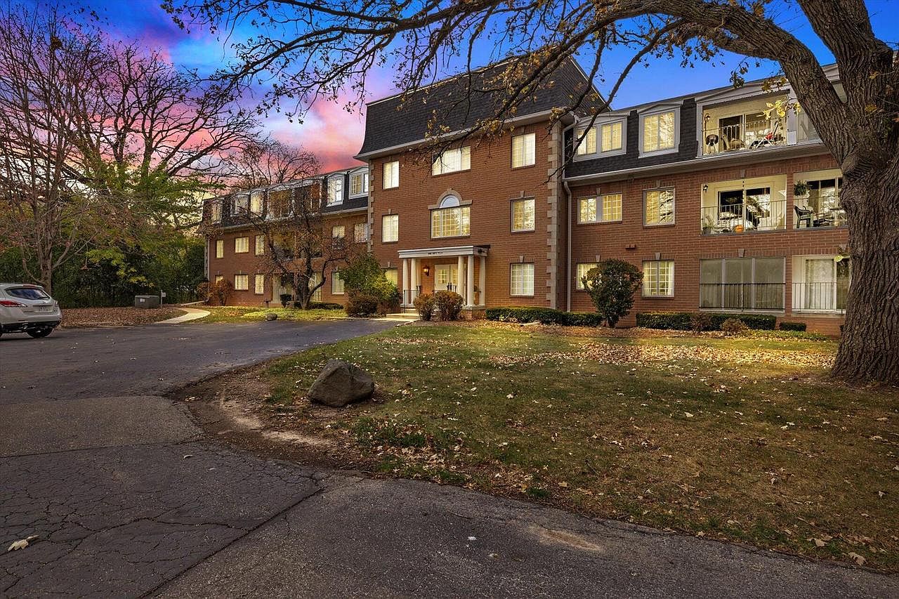 12990 West Bluemound ROAD UNIT 104, Elm Grove, WI 53122 | Zillow