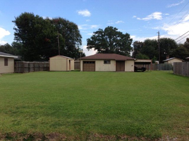 1200 Travis St, Nederland, TX 77627 | Zillow