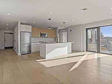 75 Chestnut Street UNIT 406, Portland, ME 04101 | Zillow