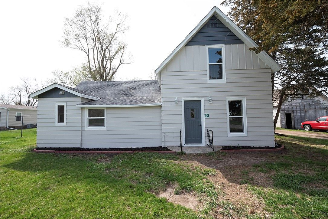 104 Bevins St, Clemons, IA 50051 | Zillow