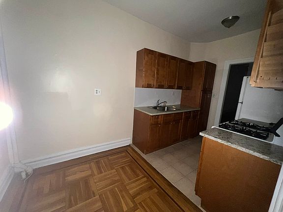 118-40 Metropolitan Ave #2J, Kew Gardens, NY 11415 | Zillow