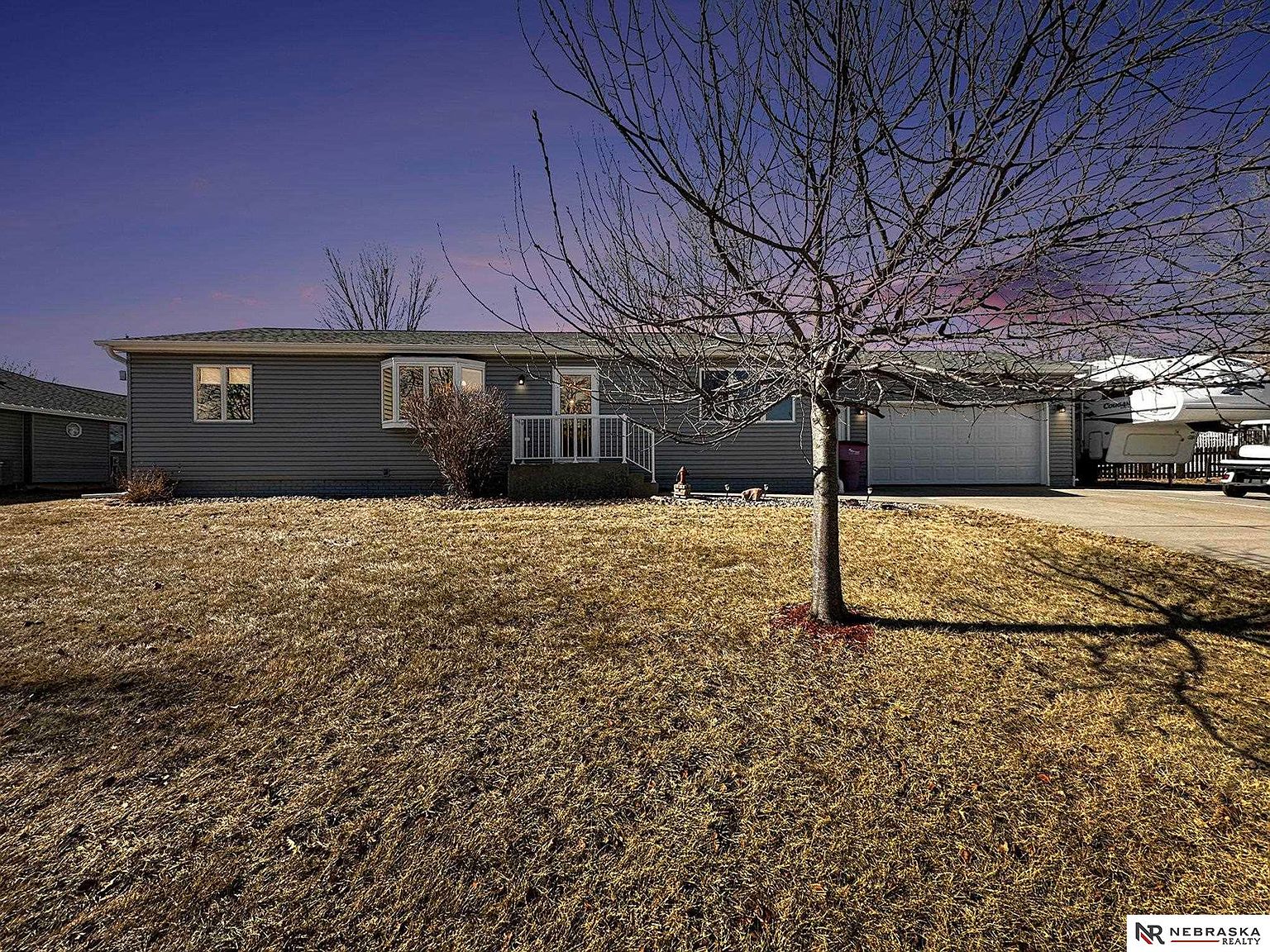 210 8th St, Ceresco, NE 68017 | Zillow