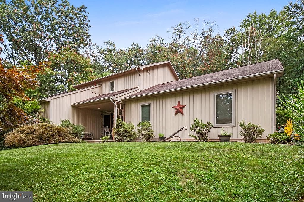237 Gebhart School Rd, Mohnton, PA 19540 | Zillow