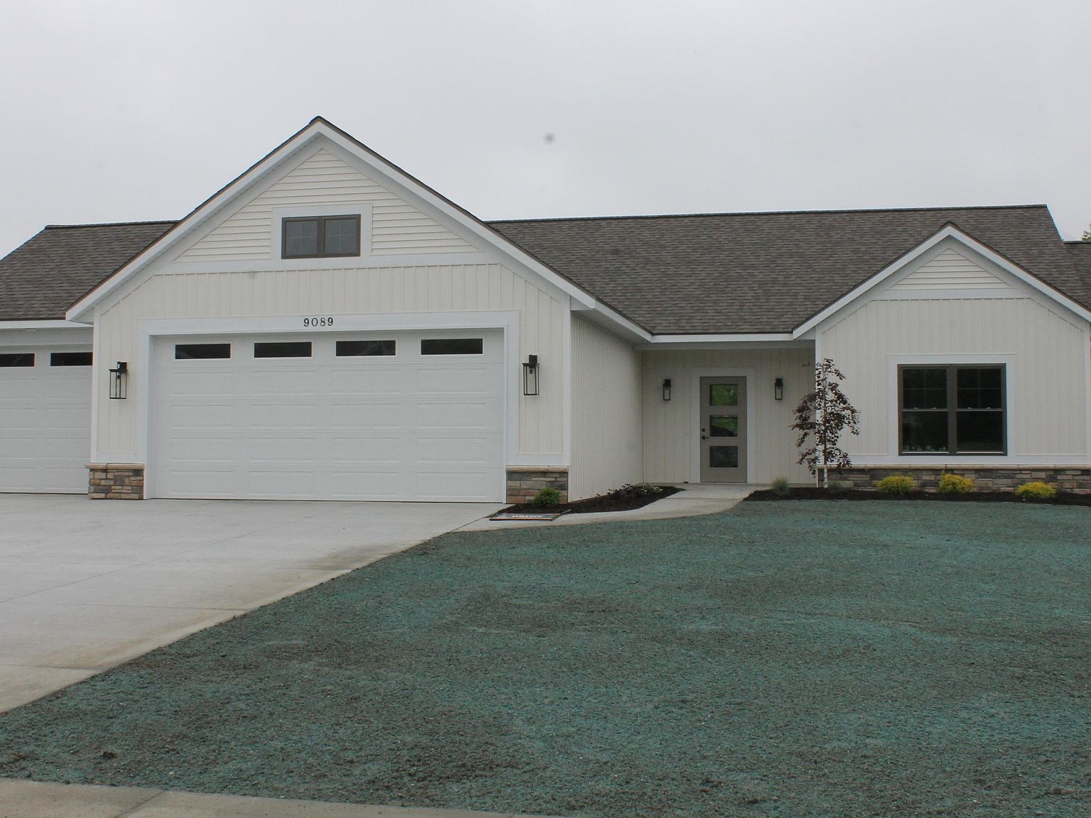 9089 Cedar Lake Dr, Jenison, MI 49428 | Zillow