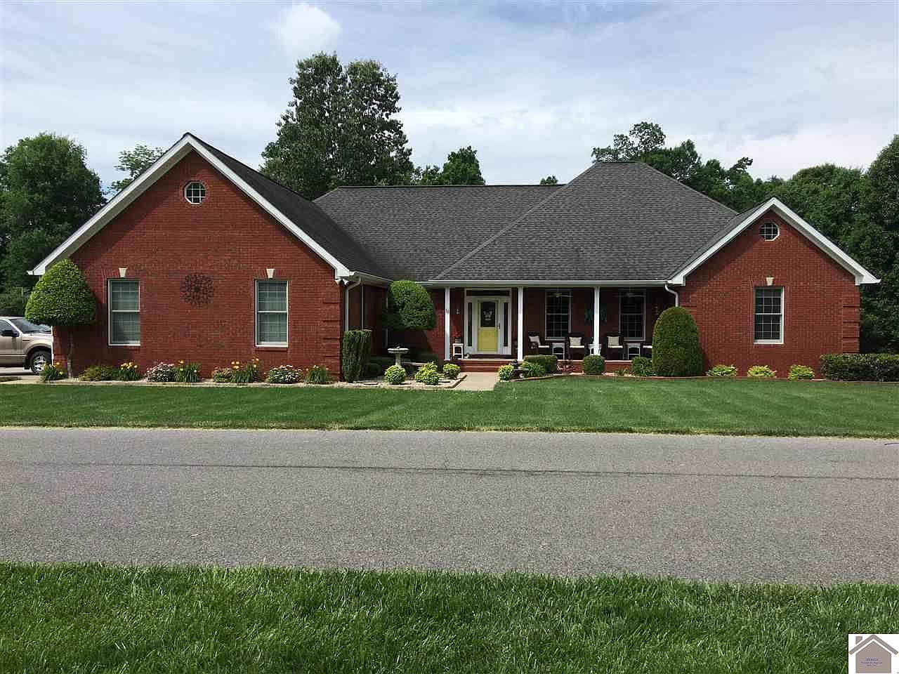 10 Stacey Ln, Benton, KY 42025 | Zillow