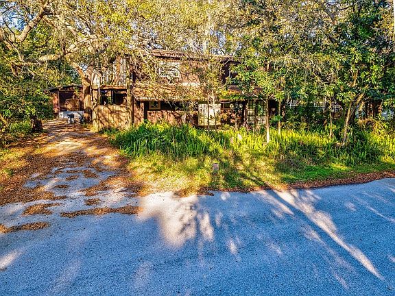 10020 Jungle St, New Port Richey, FL 34654 | MLS #W7863505 | Zillow