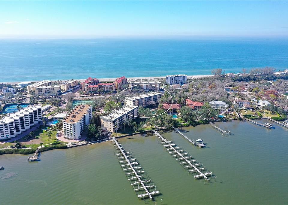 8625 Midnight Pass Rd Sarasota FL | Zillow