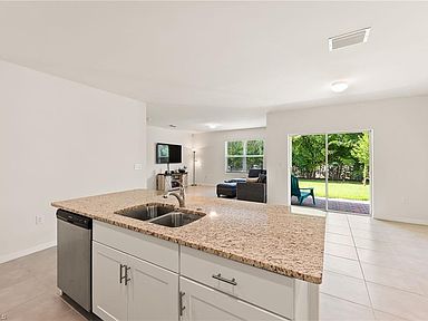 746 Hadley Pl W, Naples, FL 34104 | Zillow