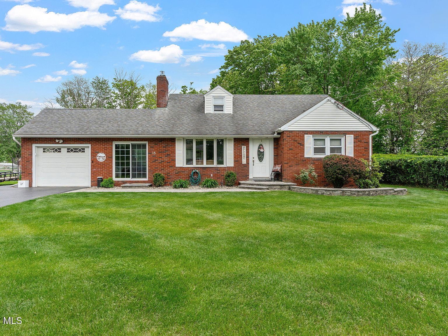 15 Meadow Lane, Rensselaer, NY 12144 | Zillow