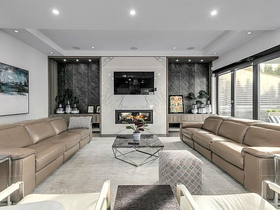 1265 Stayte Rd, White Rock, BC V4B 4Z1 | MLS #R2765266 | Zillow