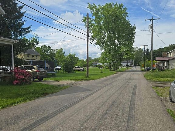 142 Main St, Jacobs Creek, PA 15448 | Zillow