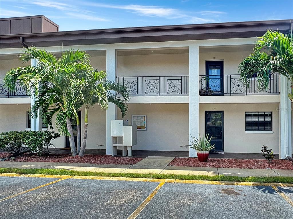 10190 Imperial Point Dr W APT 16, Largo, FL 33774 | MLS #A4635363 | Zillow