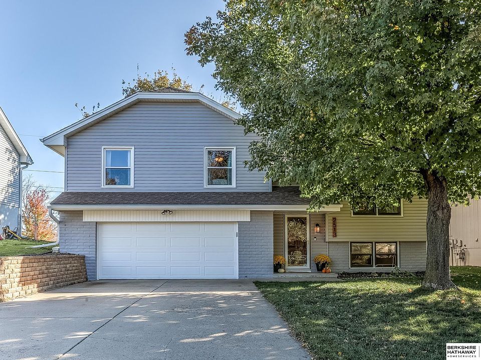 2513 N 112th St, Omaha, NE 68164 | Zillow