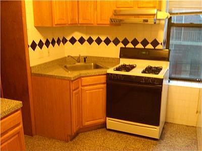 202 Mott St APT 3, New York, NY 10012 | Zillow