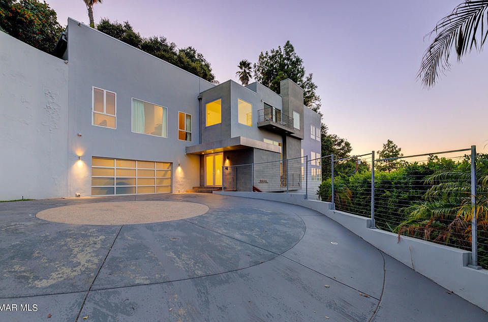 3581 Multiview Dr, Los Angeles, CA 90068 | MLS #223004053 | Zillow