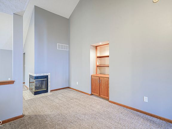 10953 Mount Vernon Trl N, Indianapolis, IN 46229 | Zillow