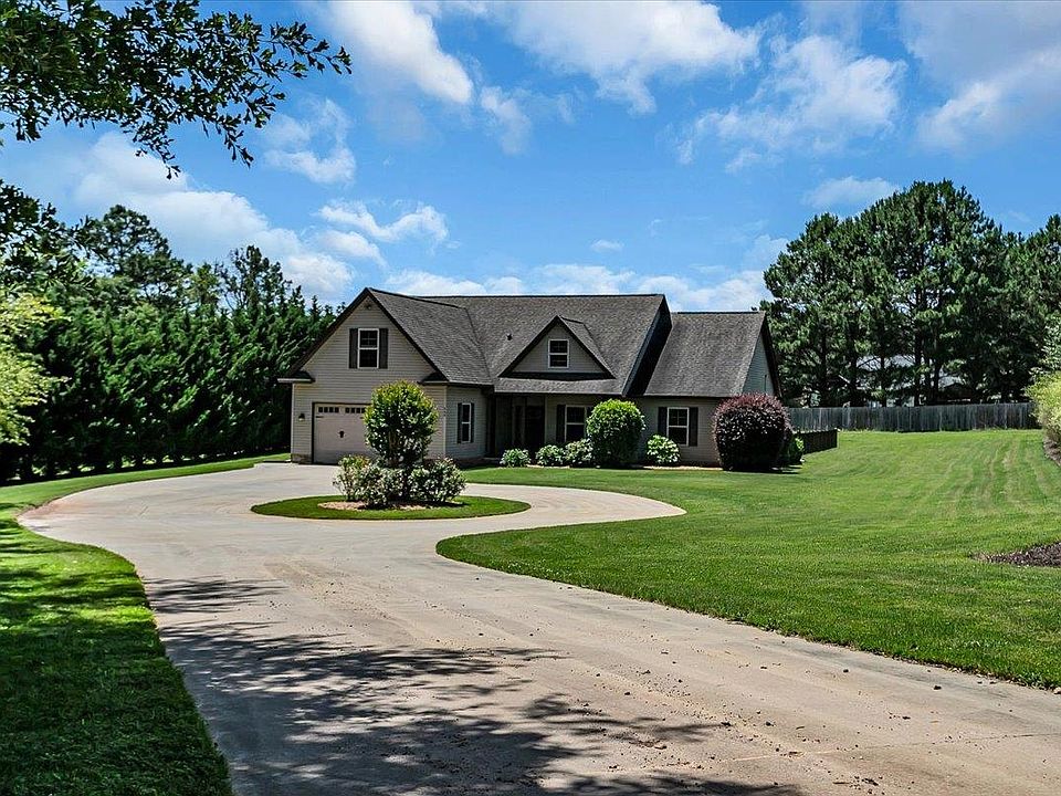 349 Silver Lake Rd, Duncan, SC 29334 | Zillow