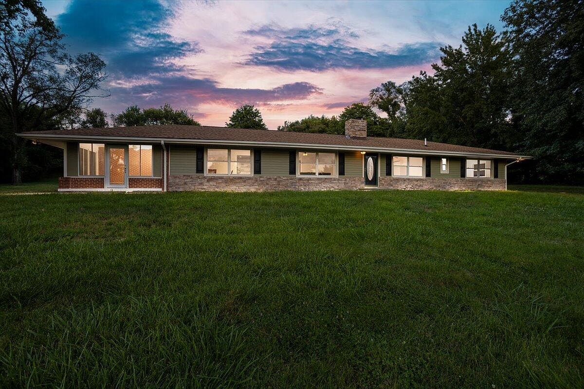 7887 Enon Dr, Roanoke, VA 24019 | Zillow