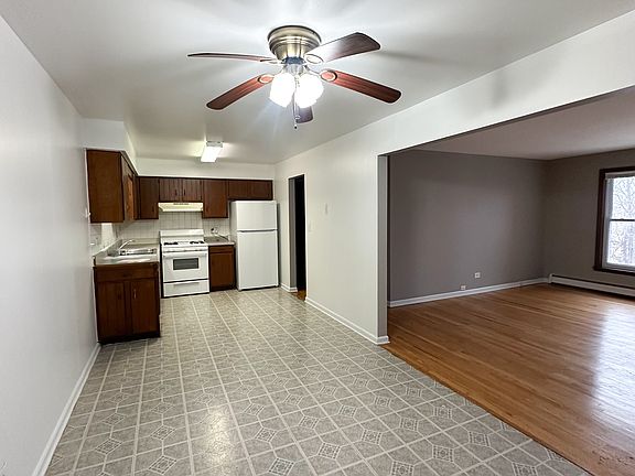 430 W Stevens Dr #105, Addison, IL 60101 | Zillow