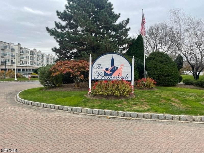 327 The Promenade UNIT 327, Edgewater, NJ 07020 | Zillow