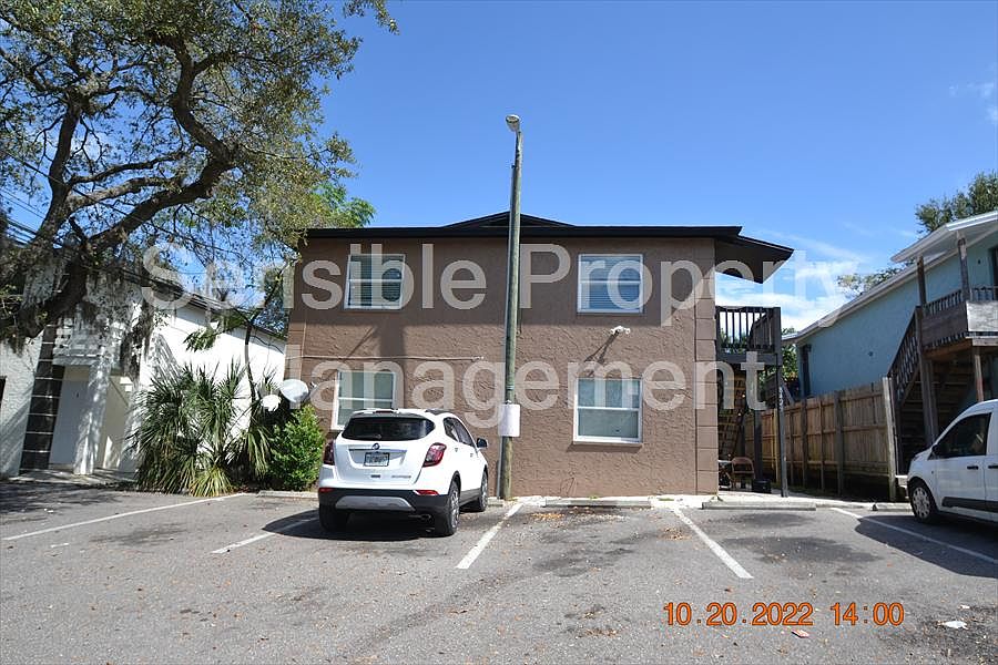 8429 N 39th St APT 2, Tampa, FL 33604 | Zillow