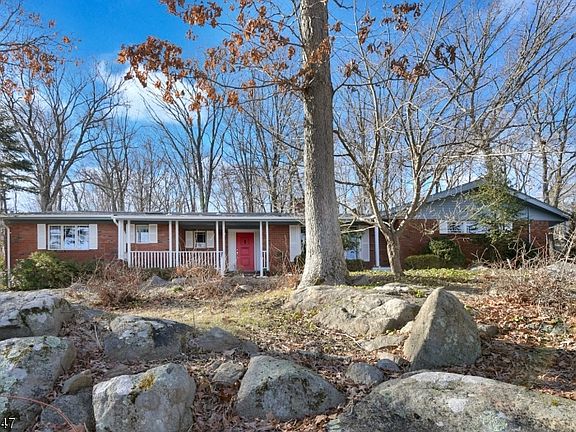 747 Ridge Road Ter, Kinnelon, NJ 07405 | MLS #3889800 | Zillow