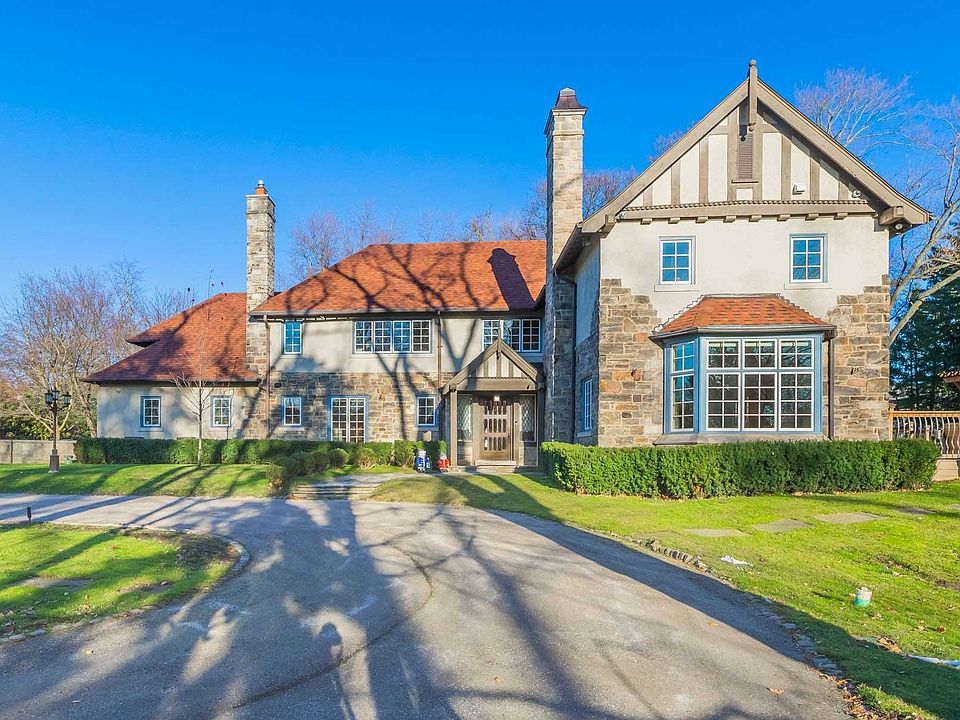 15 Park Lane Cir, Toronto, ON M3B 1Z8 | Zillow