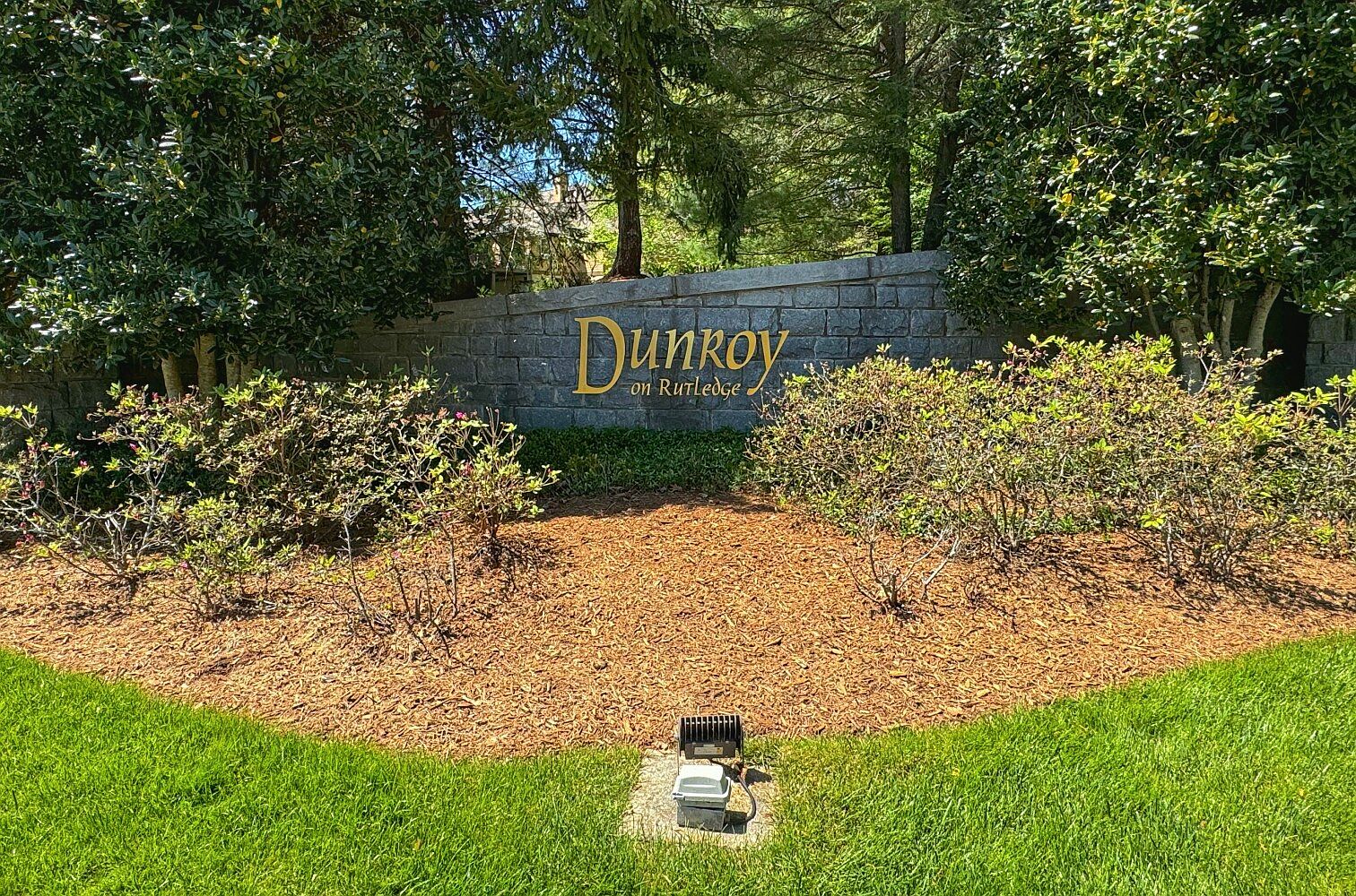 698 Dunroy Dr, Hendersonville, NC 28739 | Zillow