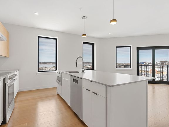75 Chestnut Street UNIT 607, Portland, ME 04101 | MLS #1564298 | Zillow