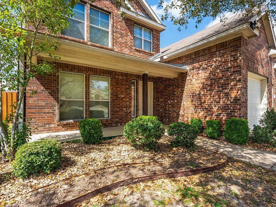 4011 Silver Lake Trl, Heartland, TX 75126 | Zillow