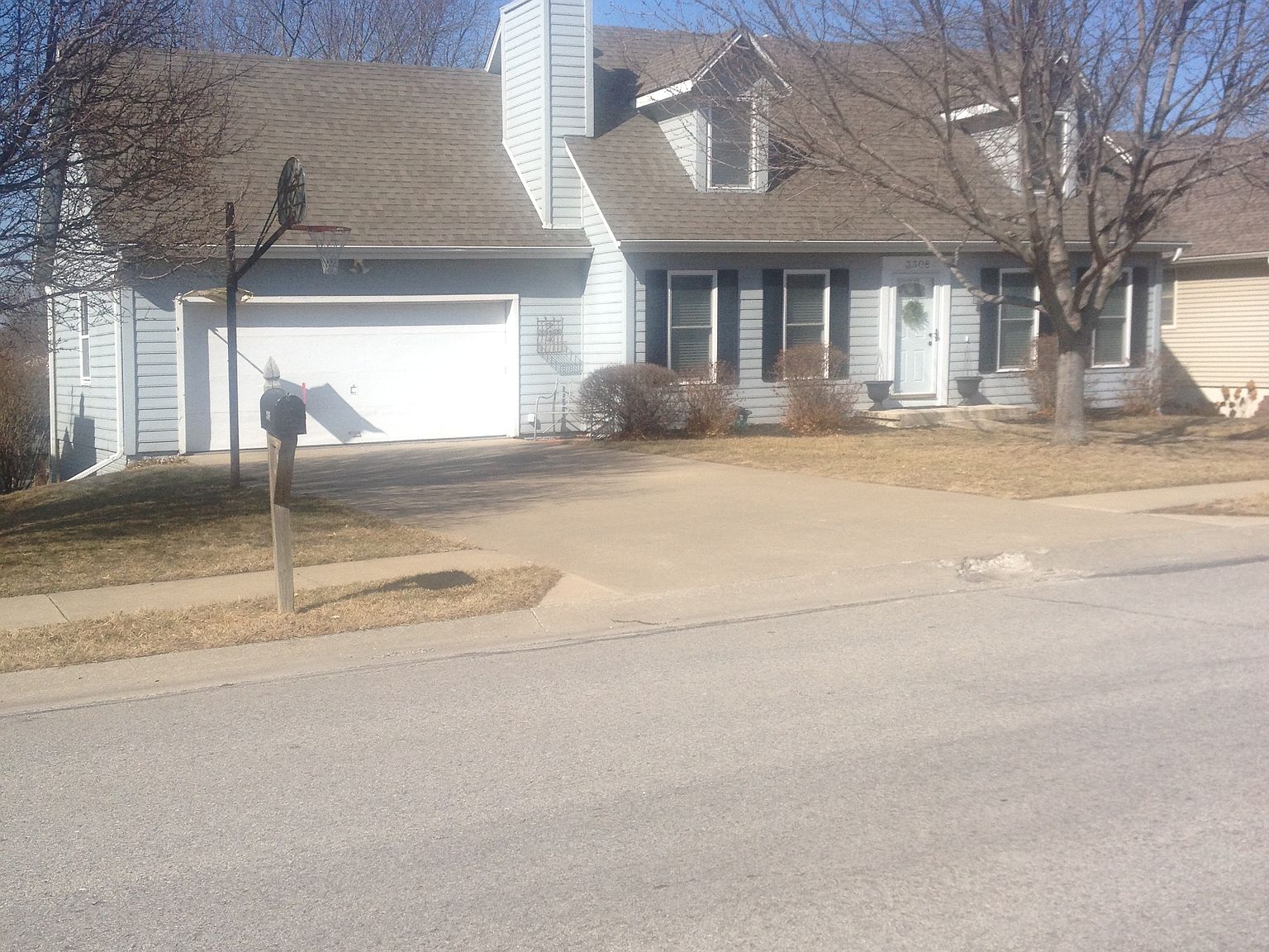 3308 Chris Hessler Rd, Saint Joseph, MO 64506 | Zillow