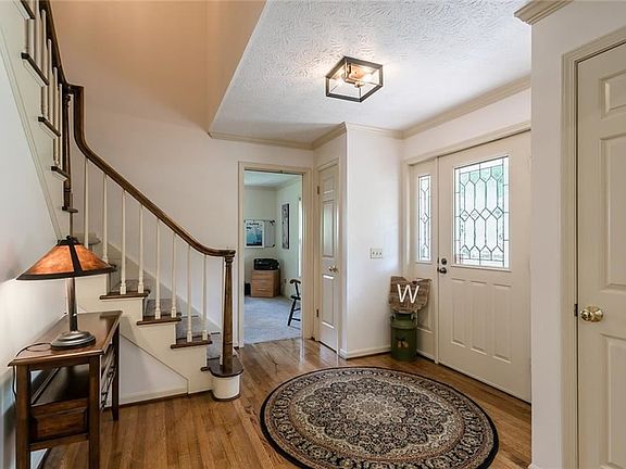 19 Wood Stone Rise, Pittsford, NY 14534 | Zillow