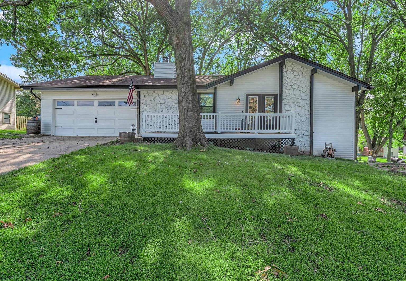 207 Rue Grand Dr, Lake Saint Louis, MO 63367 | MLS #24043823 | Zillow